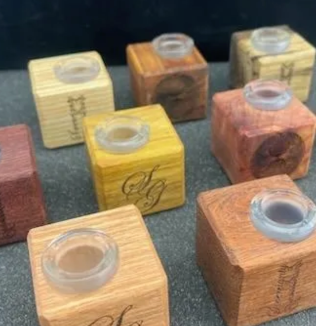 Single Slide Stand – Boro Brothers Glass Gallery